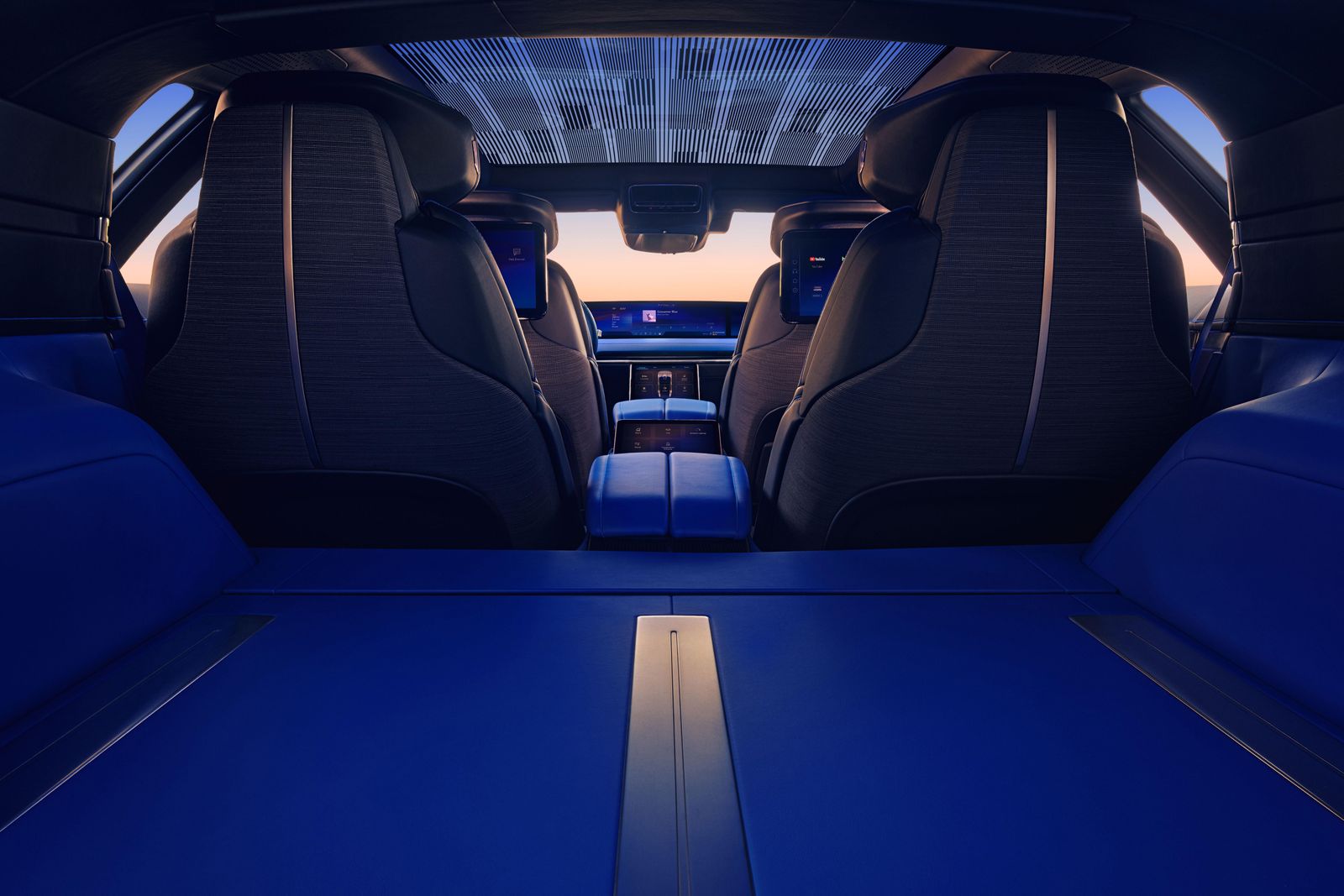 Cadillac reveals ultra-luxury Celestiq production EV with Bentley ...