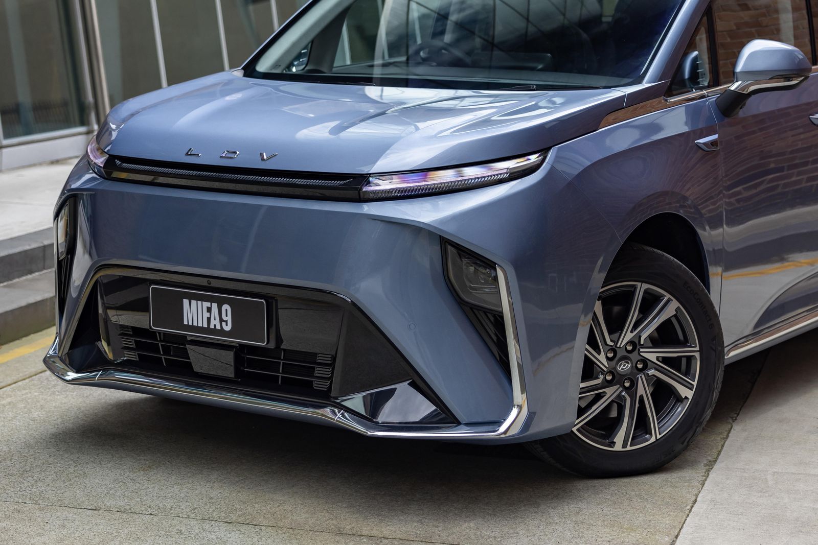 2023 LDV MIFA 9 review | CarExpert