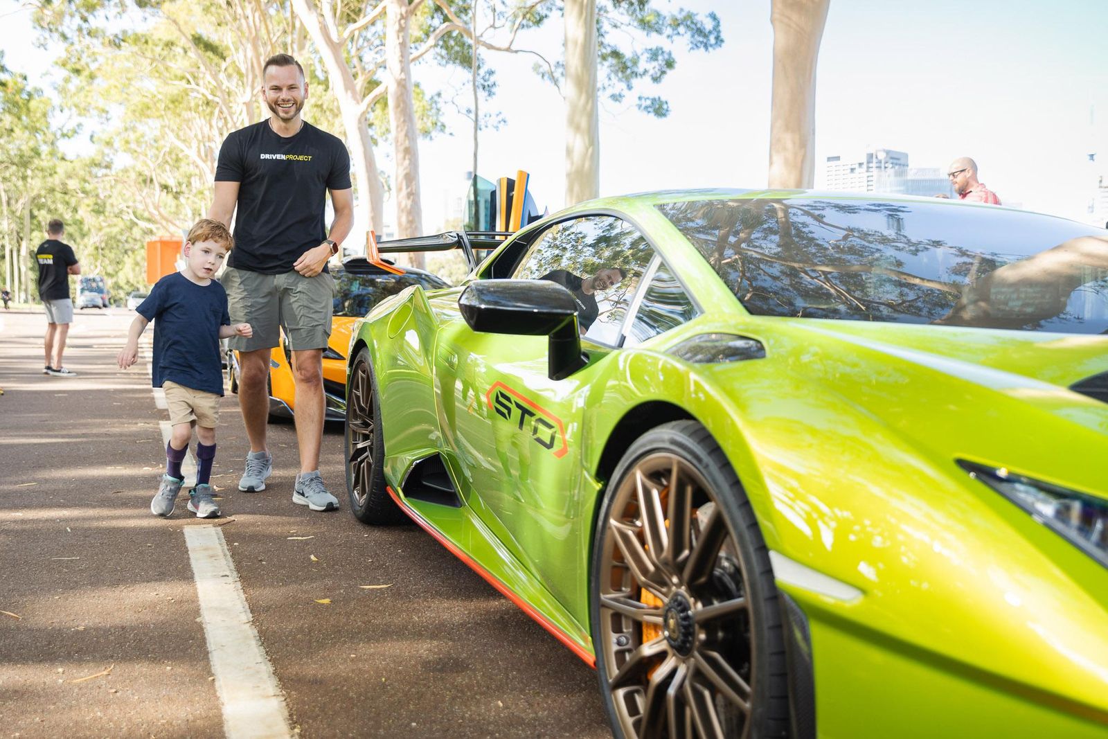 Perth supercar owners team up to offer sick kids a special ride | CarExpert