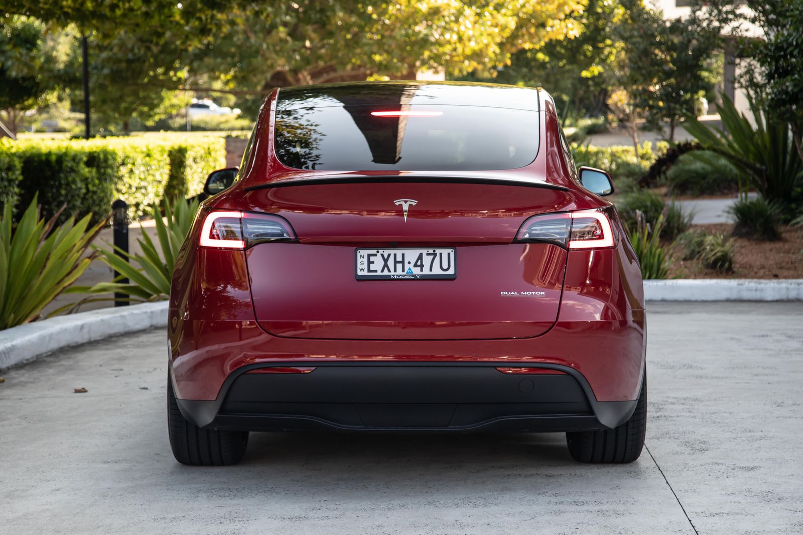 Tesla rolling out new safety feature with latest software update ...