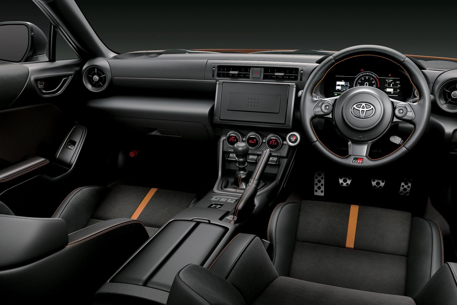 Toyota celebrates 10 years of the 86 with 86 special sports cars ...