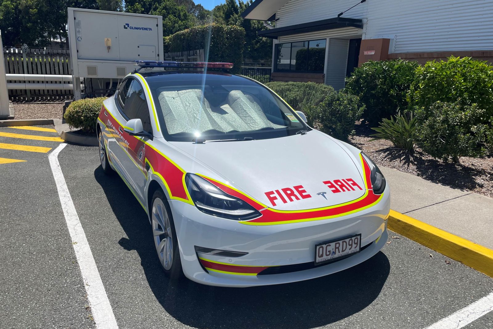 Tesla Model 3 joins Qld Fire and Emergency Services fleet | CarExpert