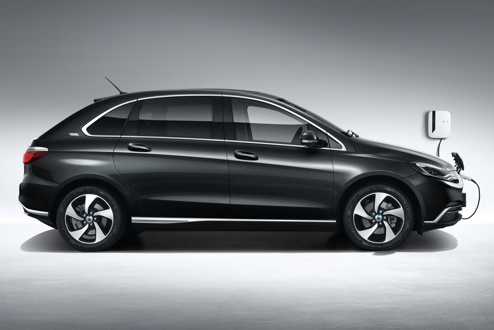 Everything you need to know about Denza, a BYD and Mercedes-Benz ...