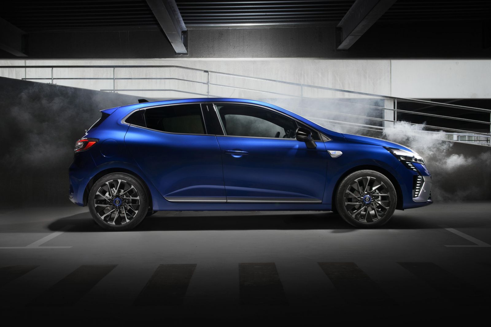 Freshened Renault Clio gets new flagship, no plans for Australia ...