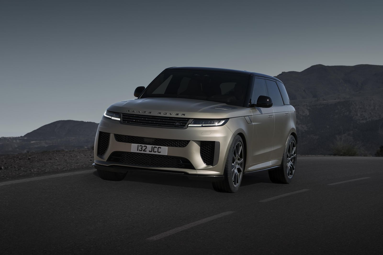 New V8-powered SV headlines rejigged Range Rover Sport line-up | CarExpert