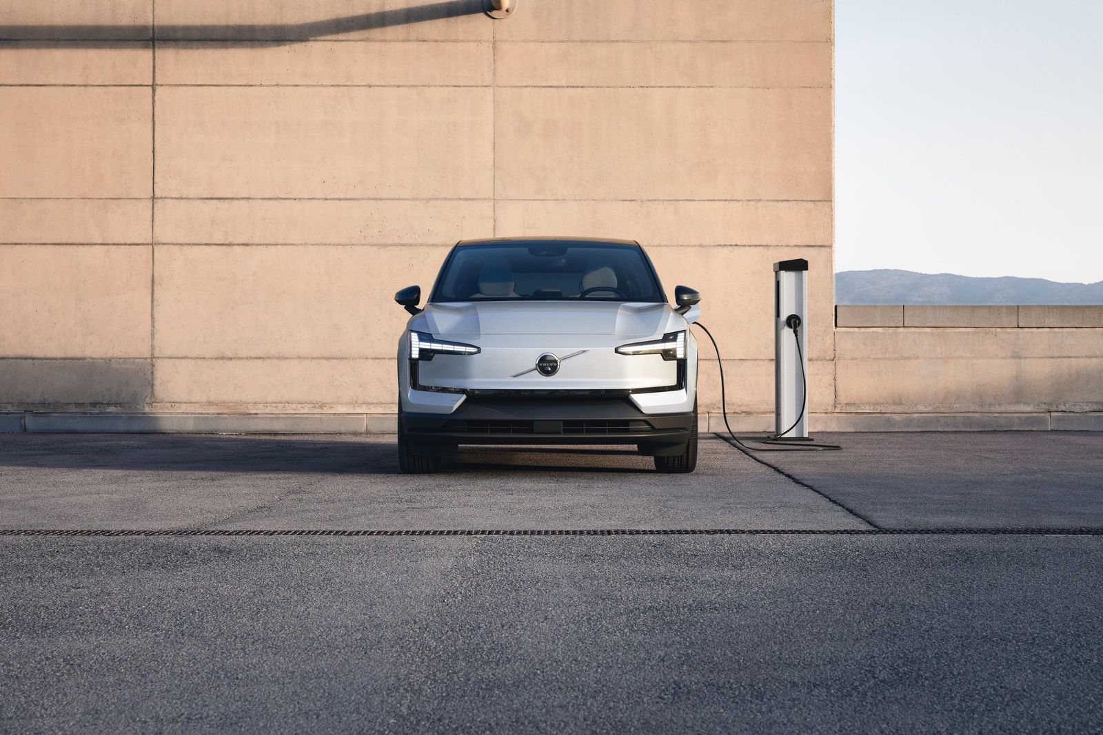 Volvo charging on with electric swap despite slowing demand | CarExpert