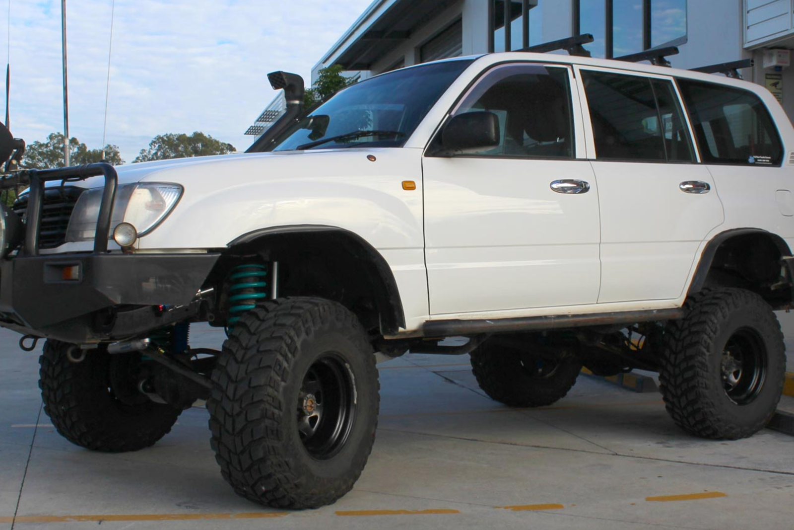 Is it legal to lift your 4WD, Ute in Australia? | CarExpert