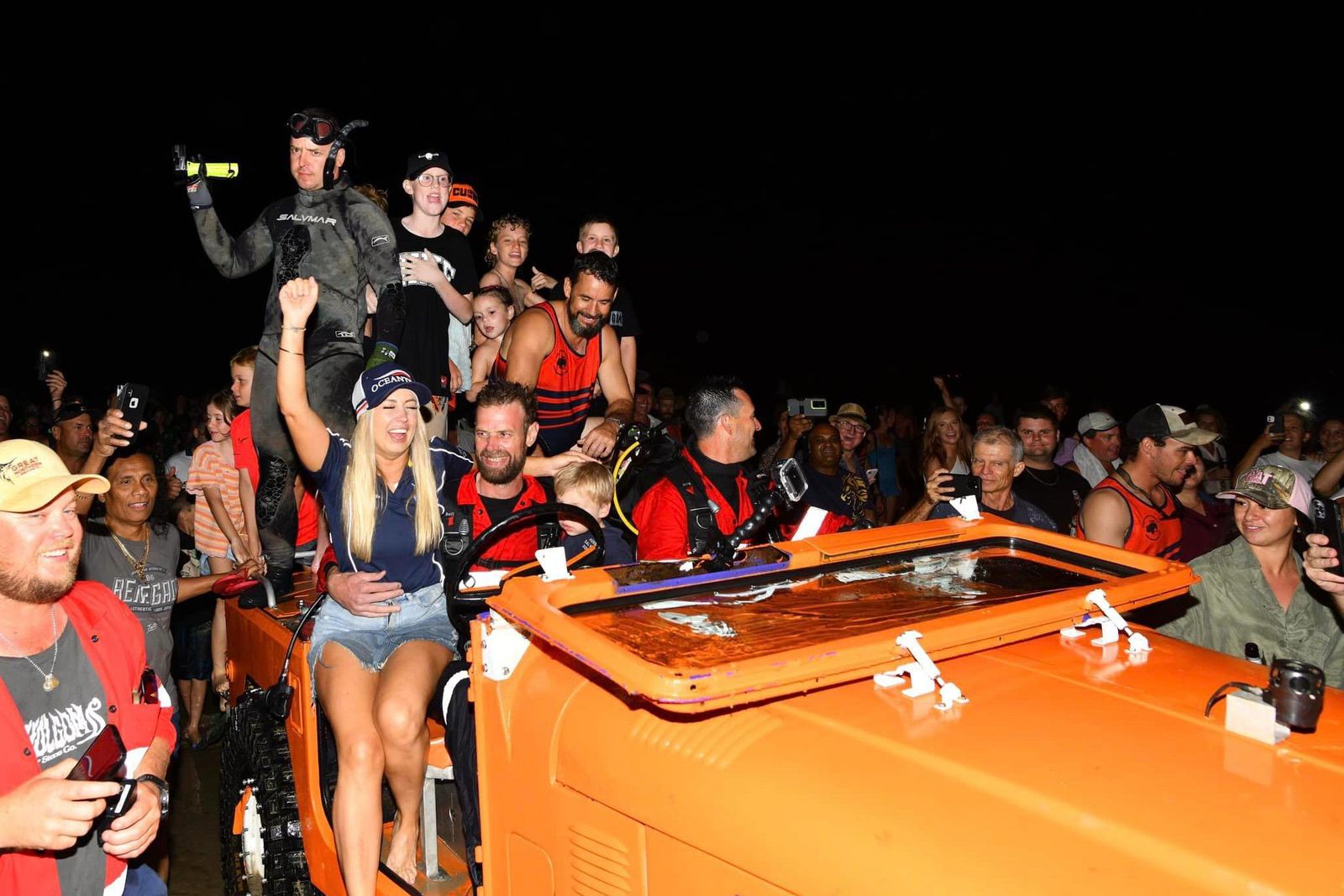 Electric Toyota LandCruiser drives 7km underwater | CarExpert