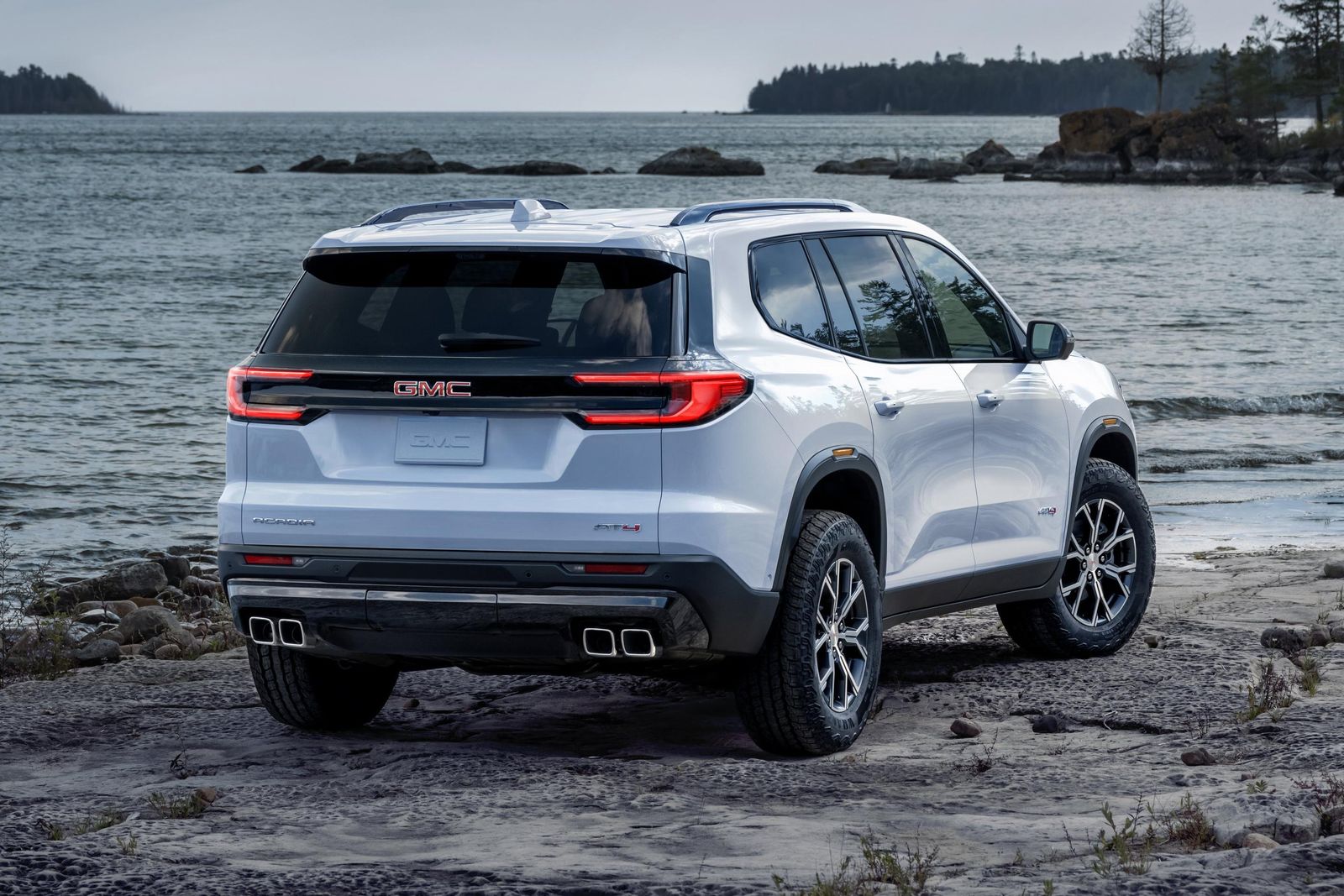 2024 GMC Acadia: Holden's last new SUV gets major redesign | CarExpert