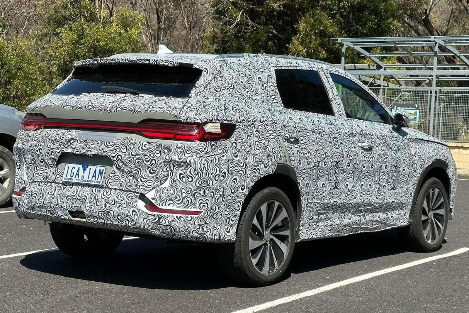 Is BYD launching a plug-in hybrid mid-sized SUV in Australia? | CarExpert