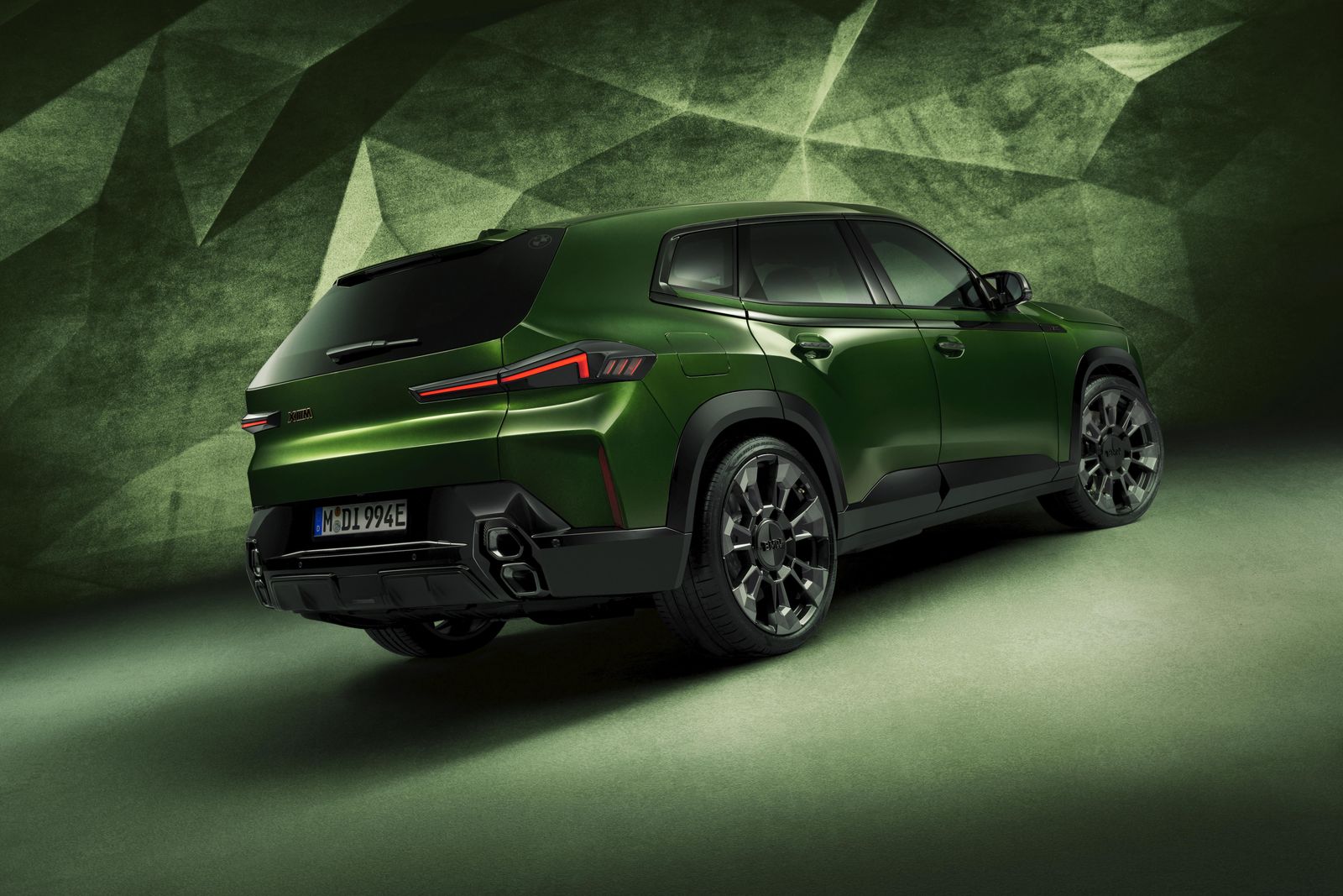 Green is good at BMW as colour enjoys resurgence | CarExpert