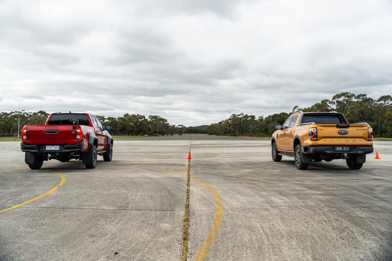 Drag race: Toyota HiLux GR Sport v Raptor v V6 Ranger v Wildtrak ...