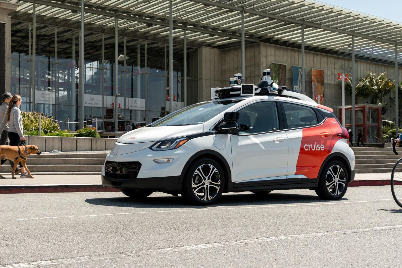 Trust in self-driving cars keeps fading | CarExpert