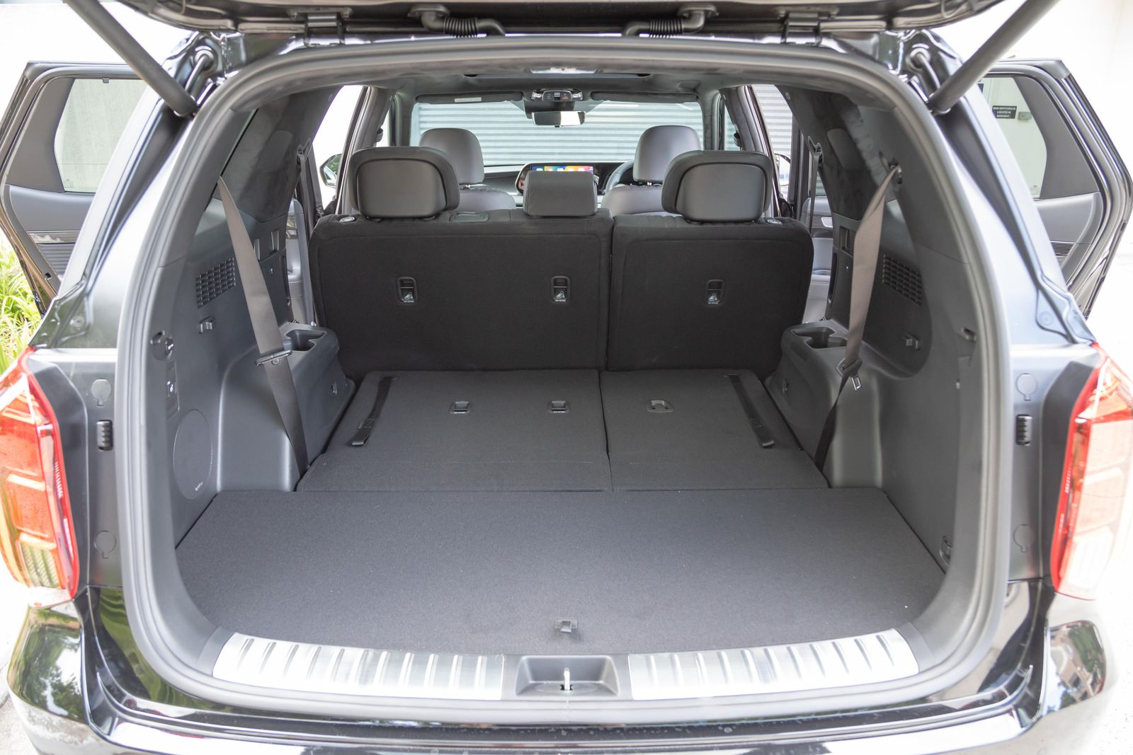 The large SUVs with the most boot space in Australia | CarExpert
