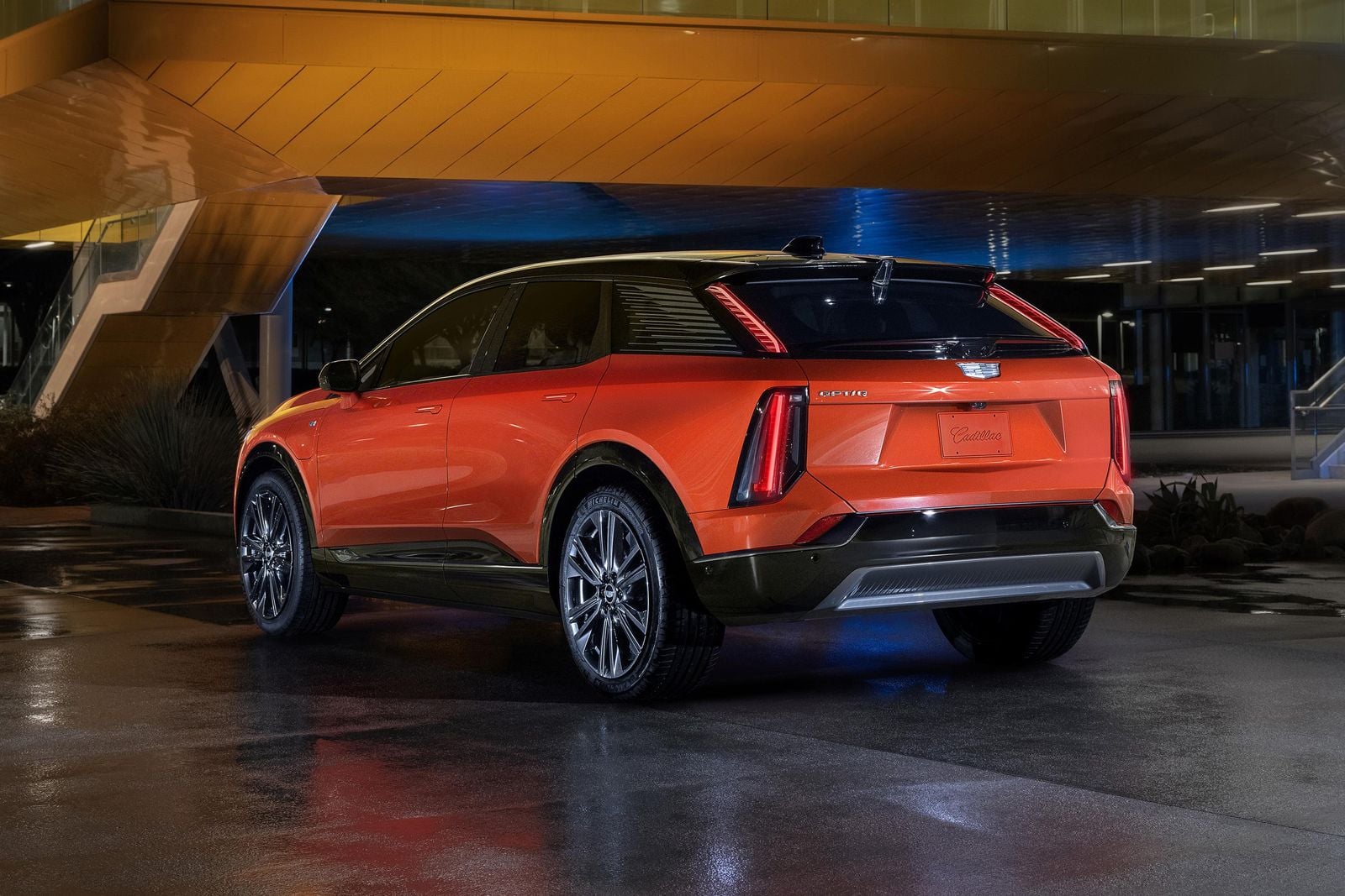 2025 Cadillac Optiq: Tesla Model Y rival's interior revealed - Mystahn.com