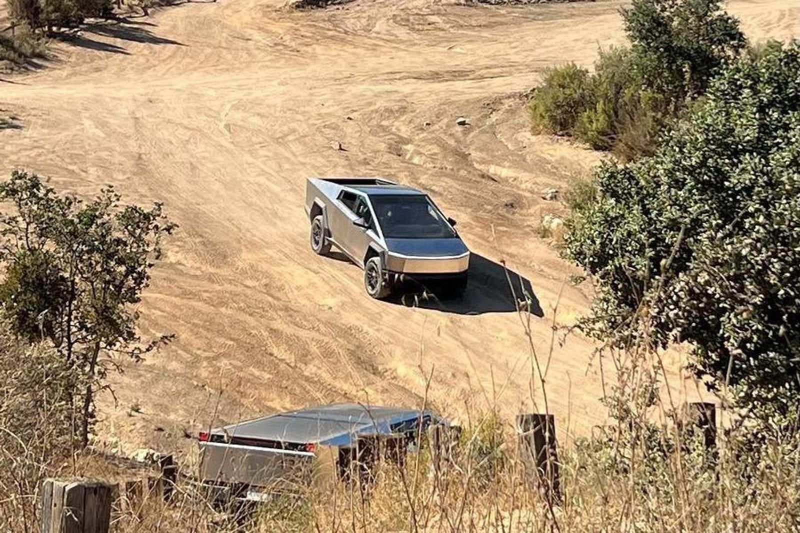 Tesla Cybertruck struggles up simple off-road incline | CarExpert