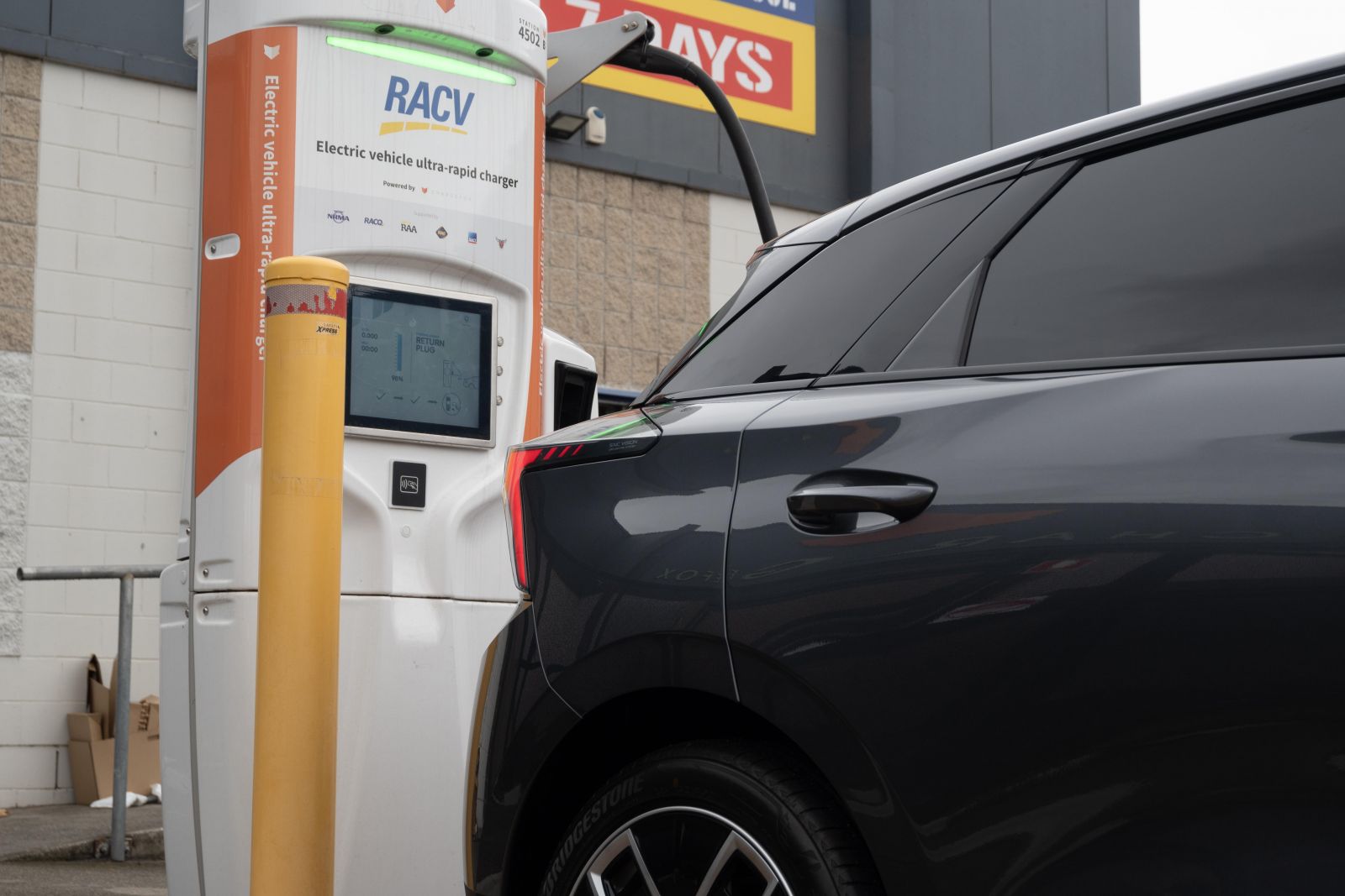 RACV ditching unreliable Tritium electric car chargers as part of ...