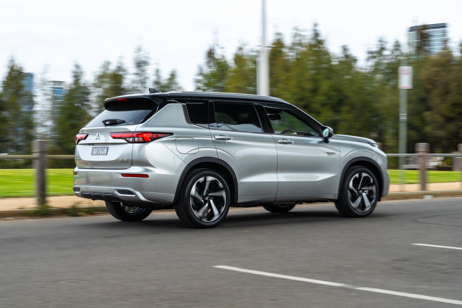 Over 100k annual electric ute sales needed by 2029 to hit Australian ...