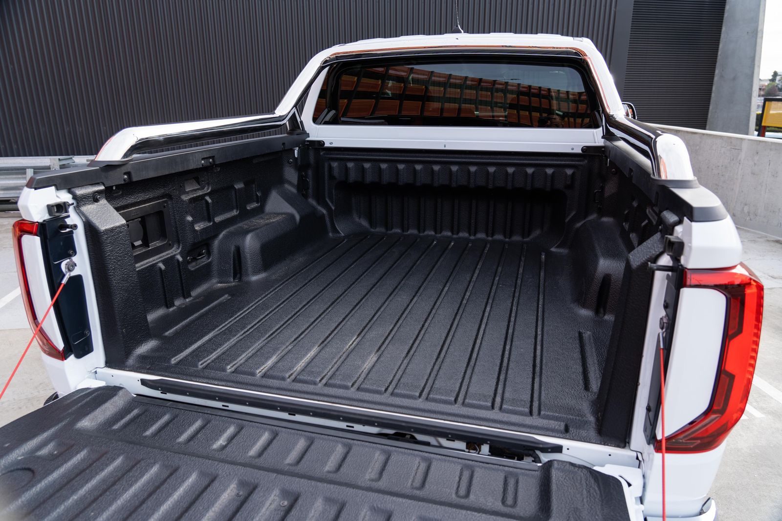 2024 Volkswagen Amarok price and specs | CarExpert