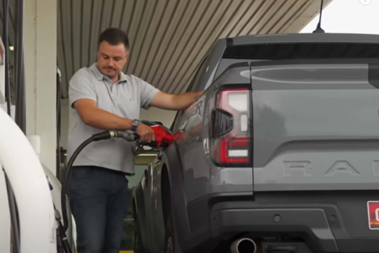 Does premium unleaded fuel make any difference? | CarExpert