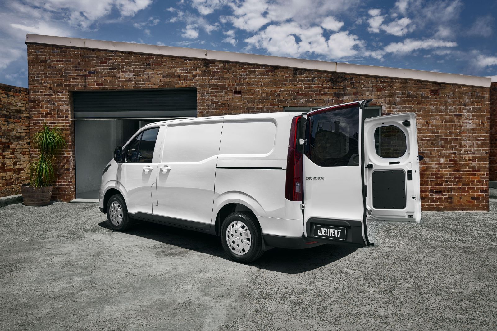 2024 LDV eDeliver 7 review | CarExpert