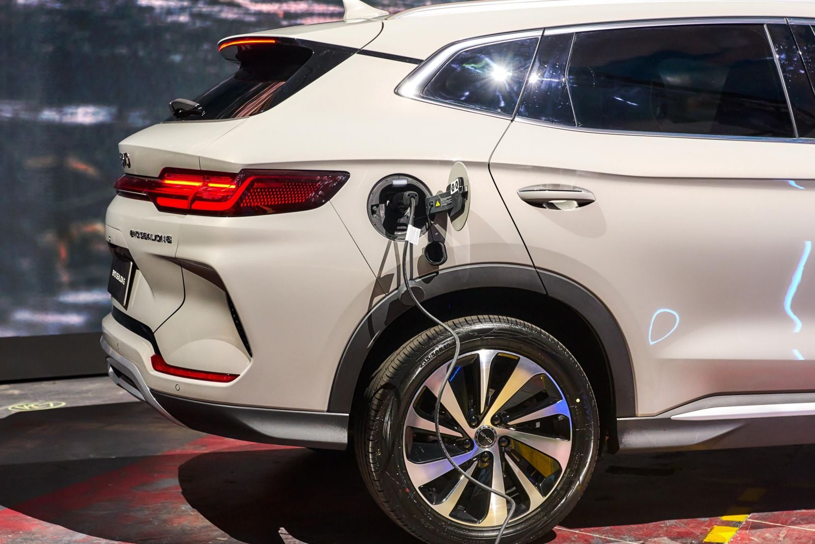 BYD Sealion 6: The Chinese SUV driving PHEV sales in Australia | CarExpert