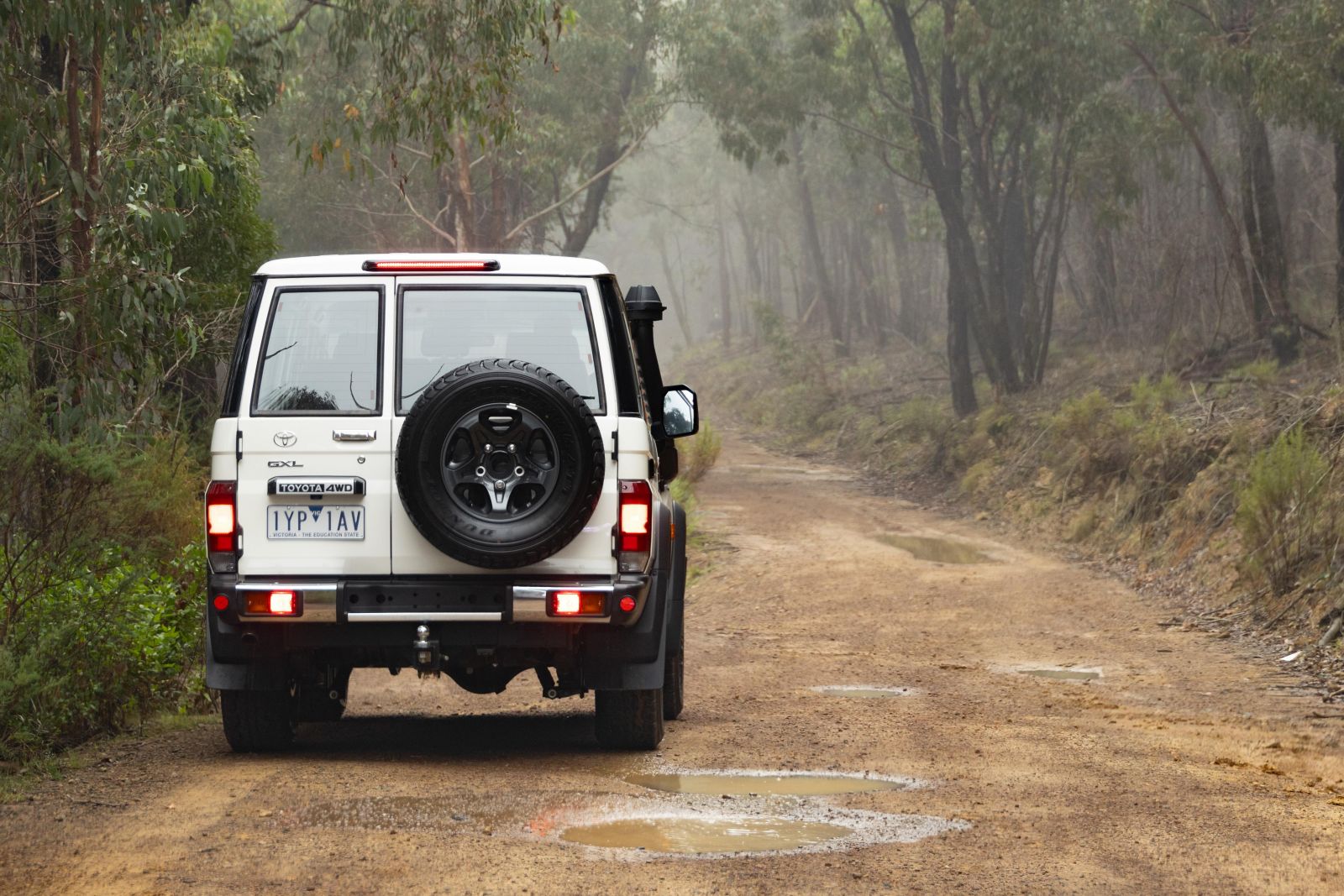 2024 Toyota LandCruiser 70 Series V8 off-road review | CarExpert