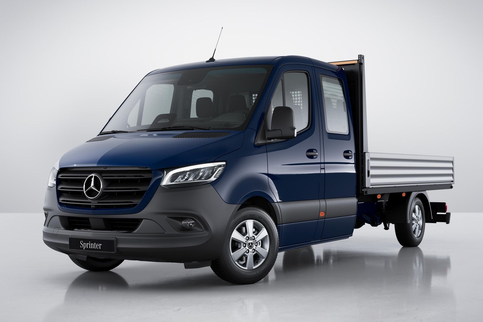 2024 Mercedes-Benz Sprinter, eSprinter price and specs | CarExpert