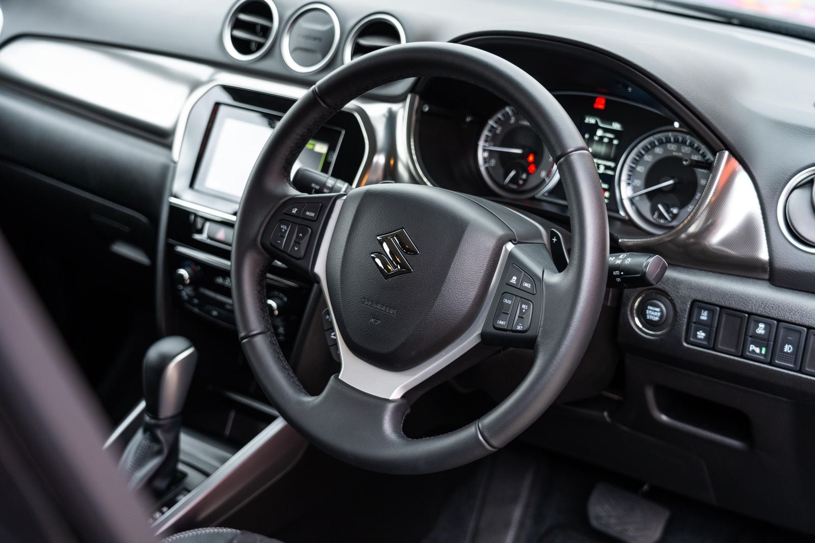 2025 Suzuki Vitara review | CarExpert