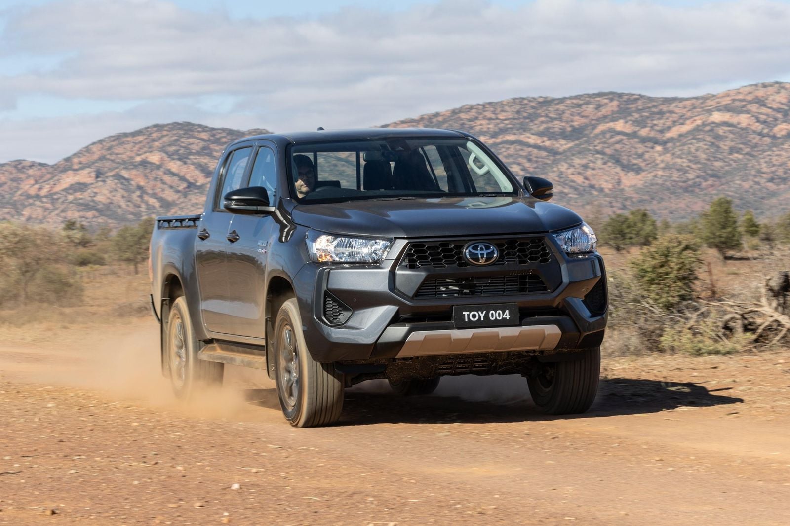 How much Australia's 10 best-selling utes cost to service | CarExpert
