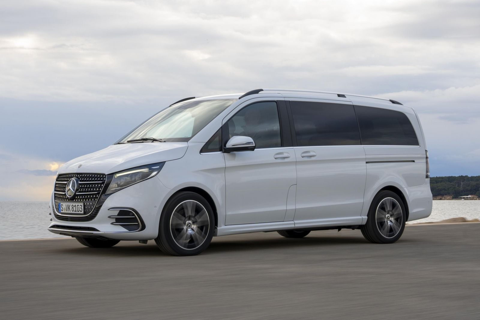 2025 Mercedes-Benz V-Class price and specs | CarExpert