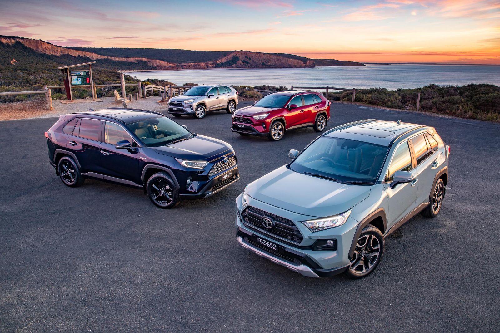 2025 Toyota RAV4 buyer's guide: Which hybrid SUV should I pick? | CarExpert