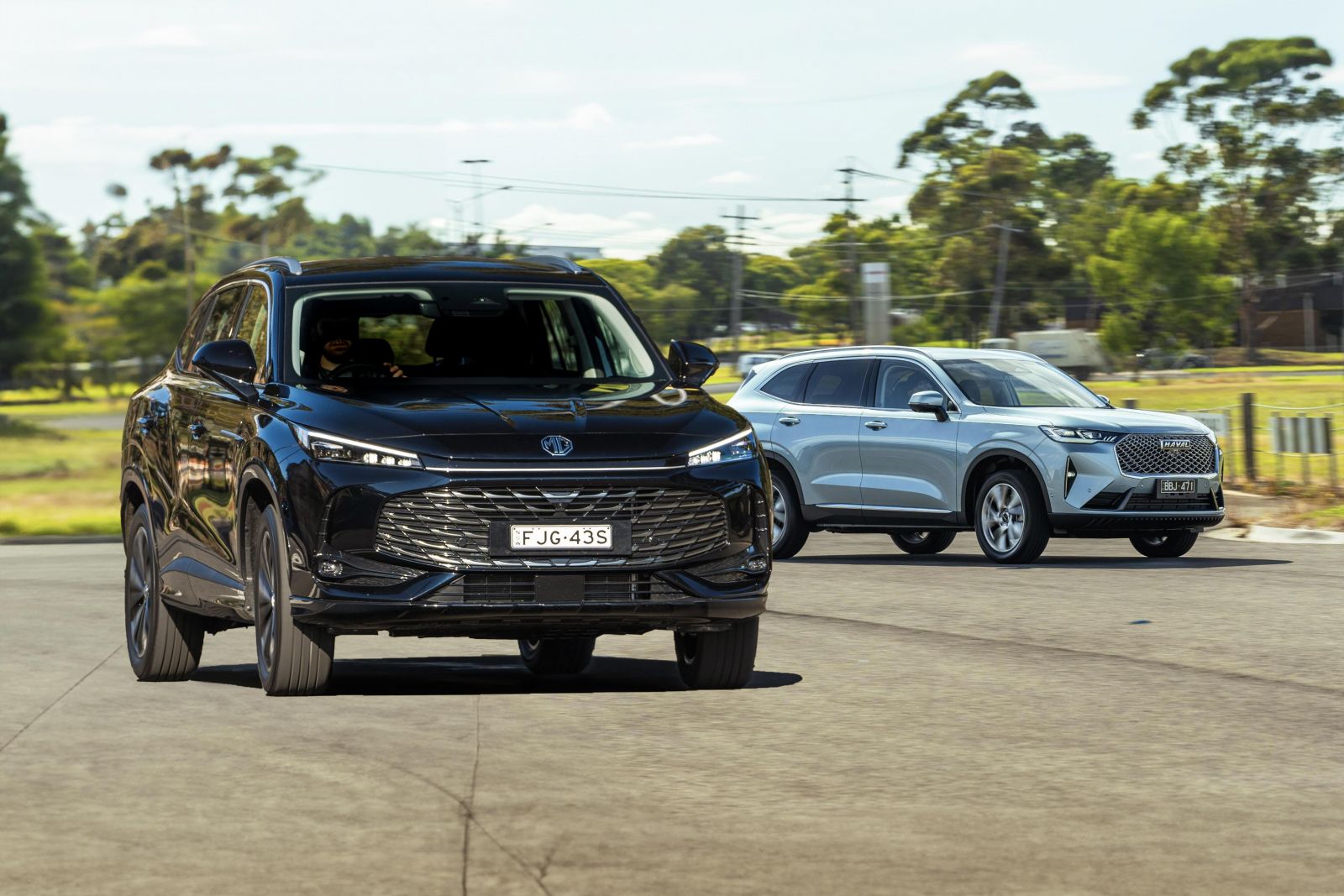 2025 MG HS Excite v GWM Haval H6 Ultra comparison | CarExpert