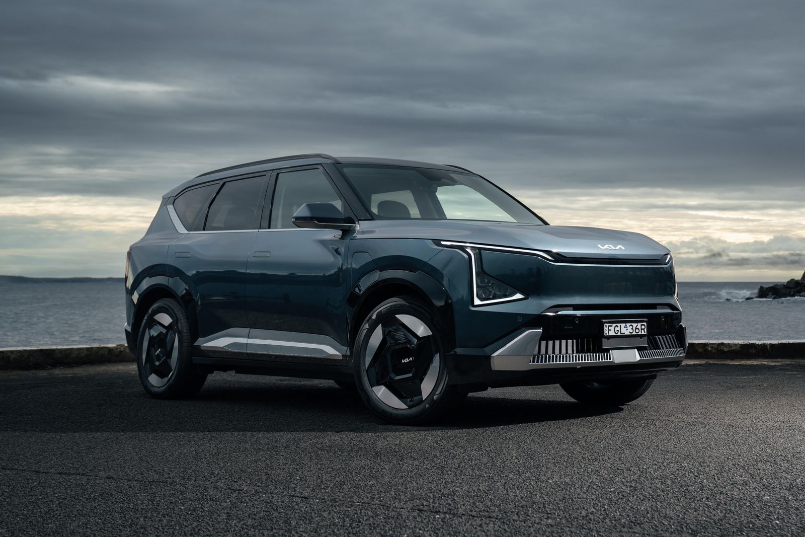 CarExpert's top five premium mid-sized SUVs of 2024 | CarExpert