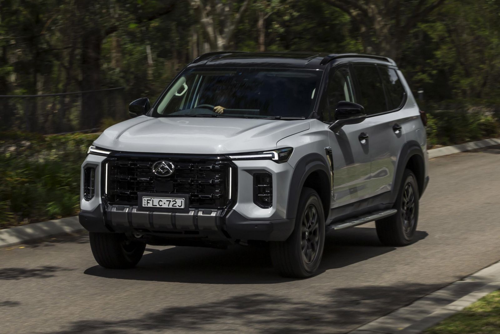 2025 LDV D90 price and specs | CarExpert