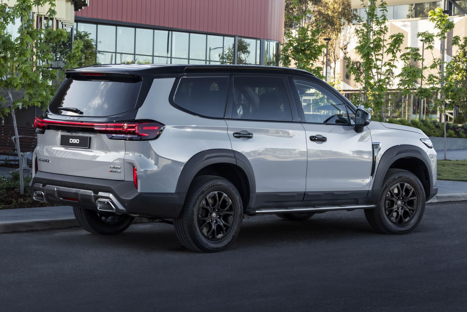 2025 LDV D90 price and specs | CarExpert