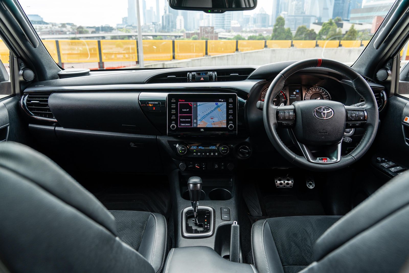 2025 Toyota HiLux GR Sport review - Bliolm.com