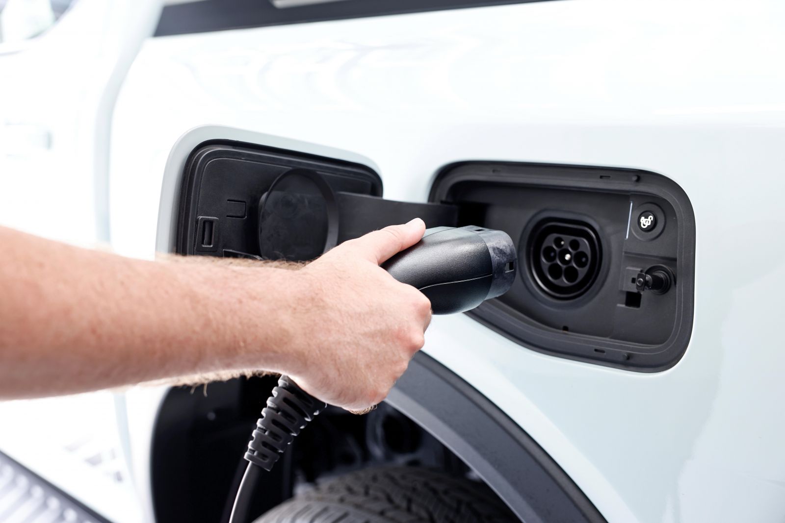 2025 Ford Ranger PHEV: Plug-in hybrid ute up to $5000 more expensive ...