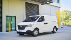 Hyundai iLoad Review, Price and Specification | CarExpert