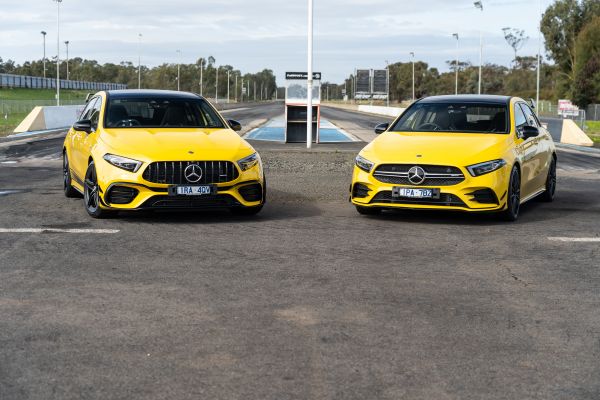 2020 Mercedes-AMG A45 S v A35: Dragparison | CarExpert