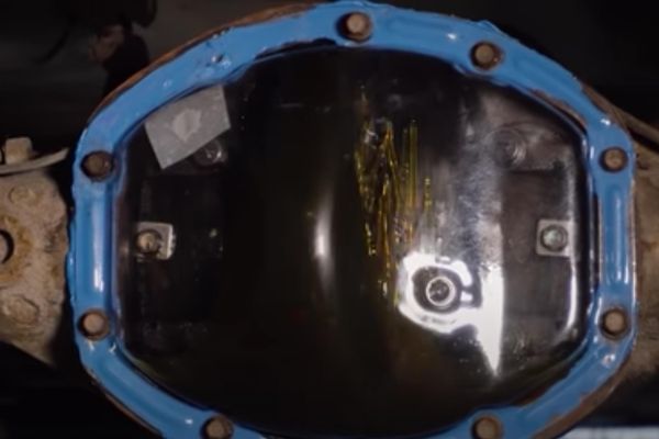 Here's what frozen oil looks like in your diff | CarExpert