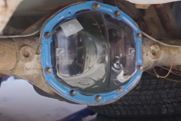 Here's what frozen oil looks like in your diff | CarExpert