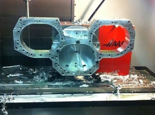 This man built a 12 rotor, 5000hp, 15.7L (960cu) engine and it runs ...