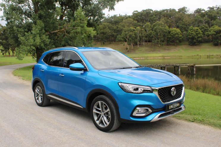 2020 MG HS launch review | CarExpert