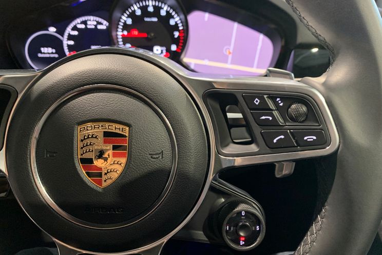 Porsche Communication Management (PCM) infotainment review | CarExpert