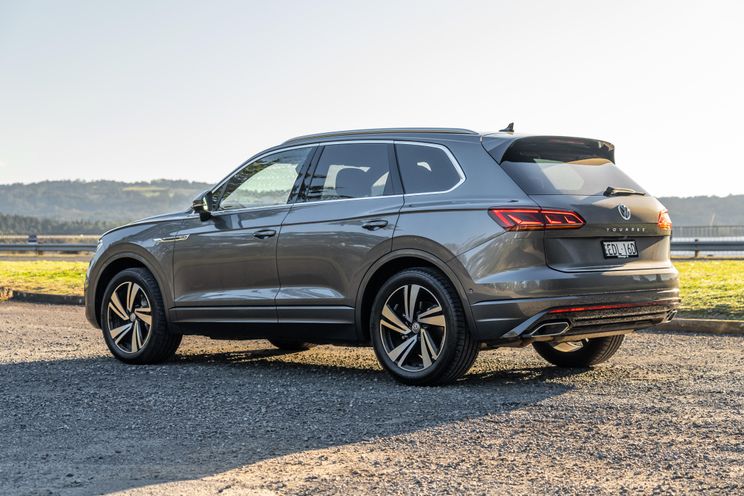 2020 Volkswagen Touareg 190TDI Premium review | CarExpert