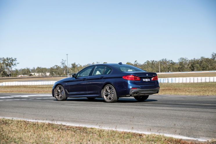 2020 BMW M550i performance review | CarExpert