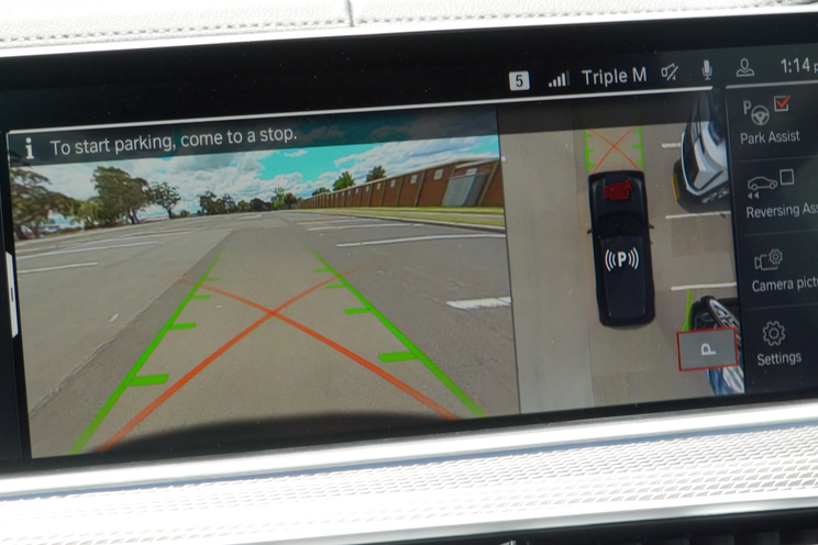 How do parking sensors work? Radar and remote parking technology ...