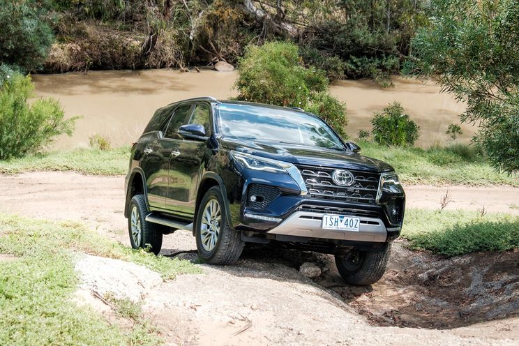 SUV body types: Monocoque vs body-on-frame | CarExpert