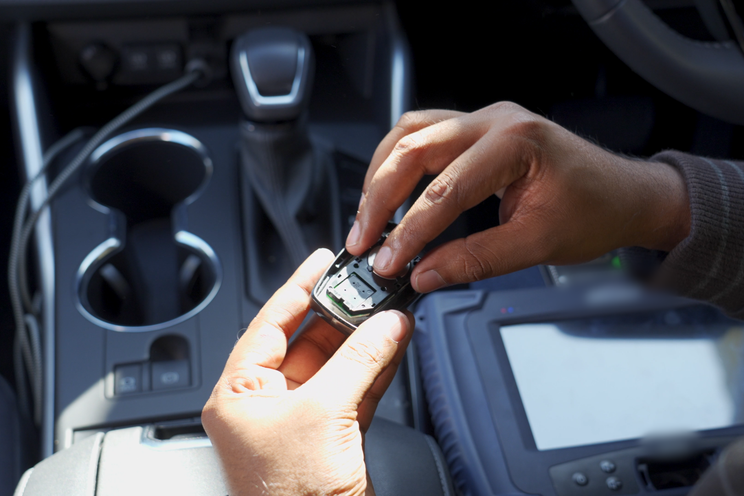 How thieves are stealing new cars in under a minute | CarExpert